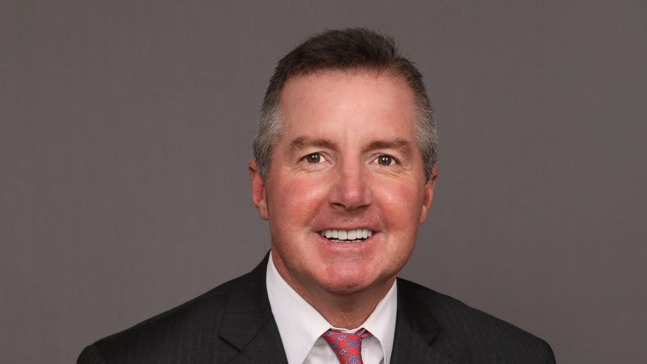 AIG shuffles leadership team | Bermuda Re